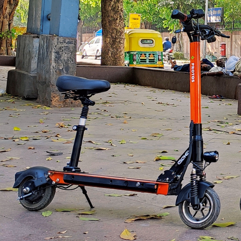 Protos Electric Kick Scooter With Seat – Gleev Motors